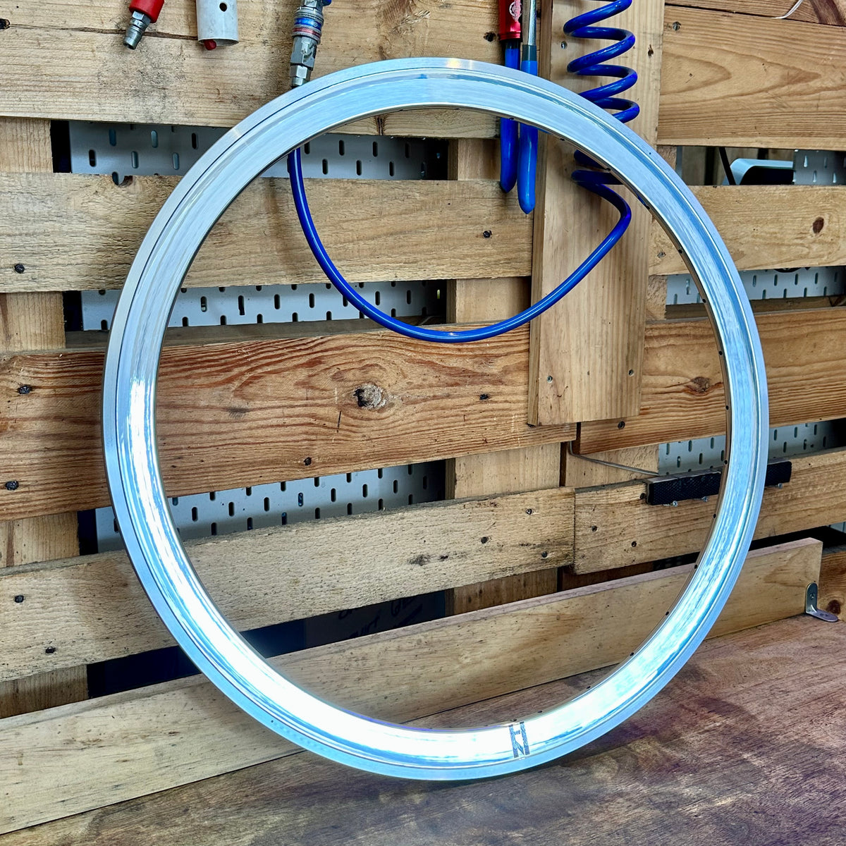 H Plus Son SL42 Rim (700c, 32h, High Polish Silver) | The Rocket Surgeon